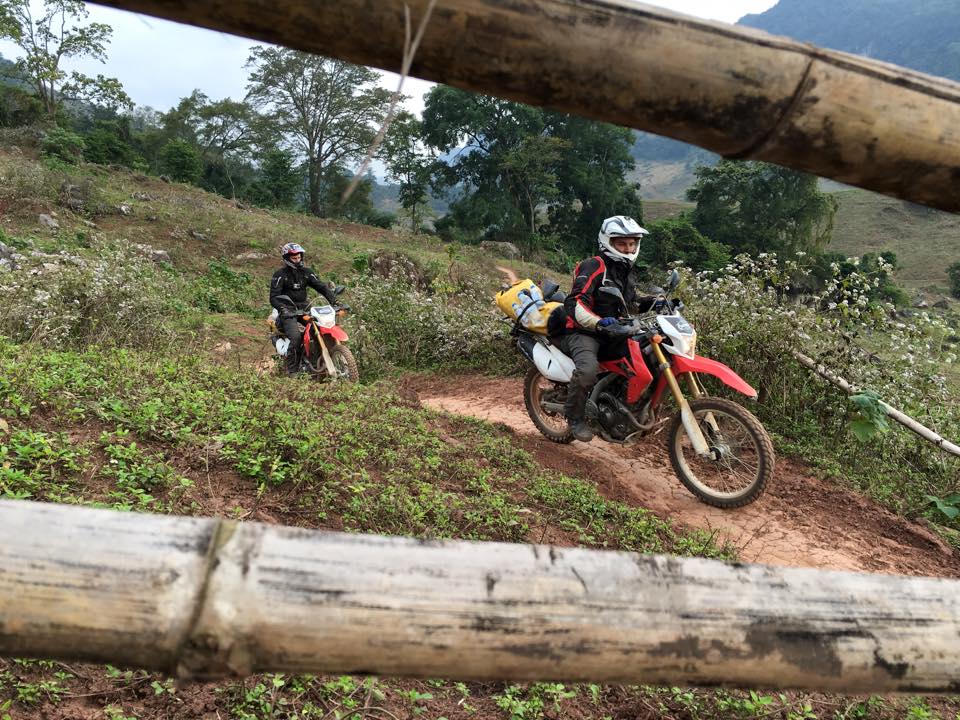 Southern Cambodia Motorbike Tour to Kampong Chhnang