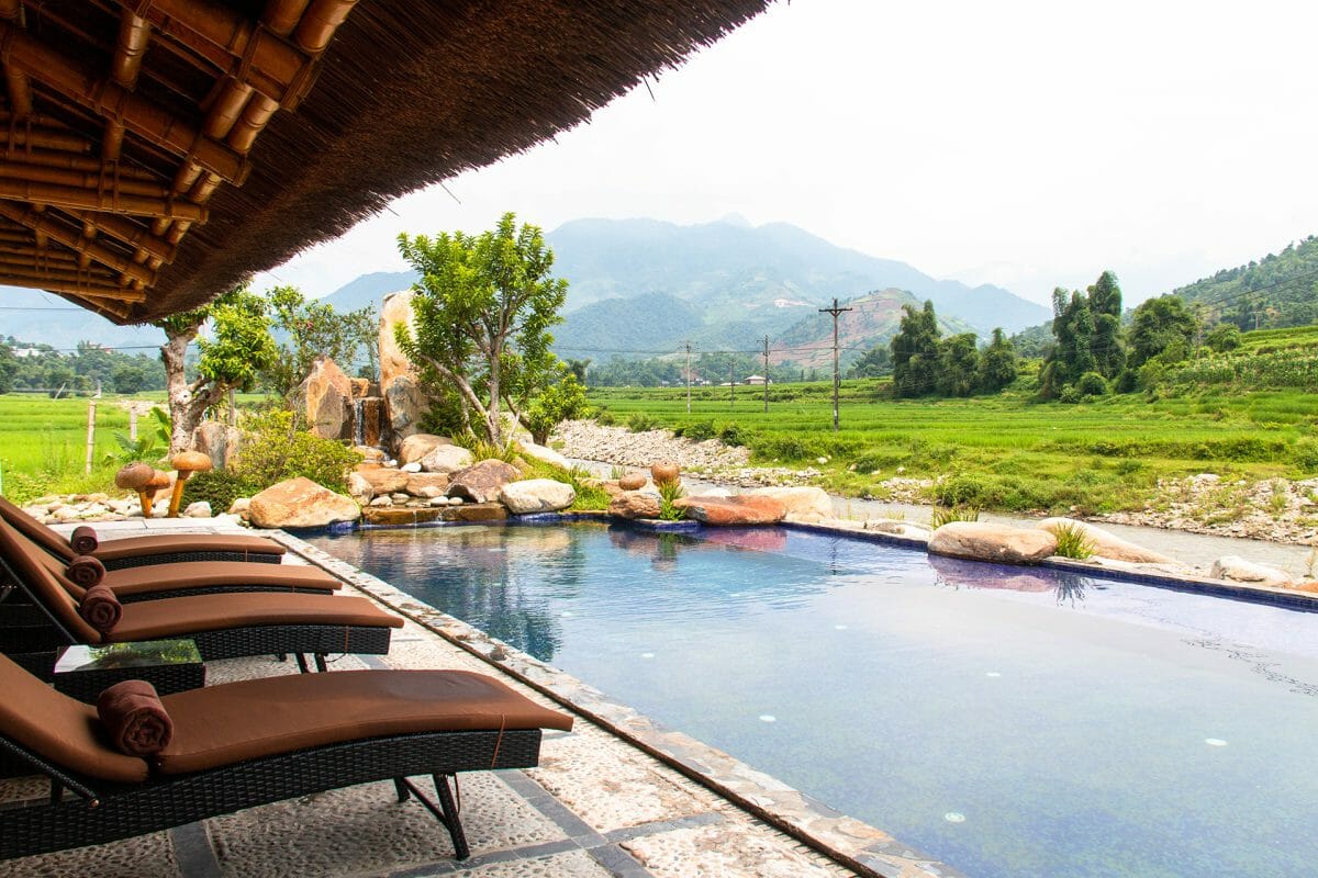 Hanoi Wellness Tour to Mai Chau and Le Champ Tu Le Resort